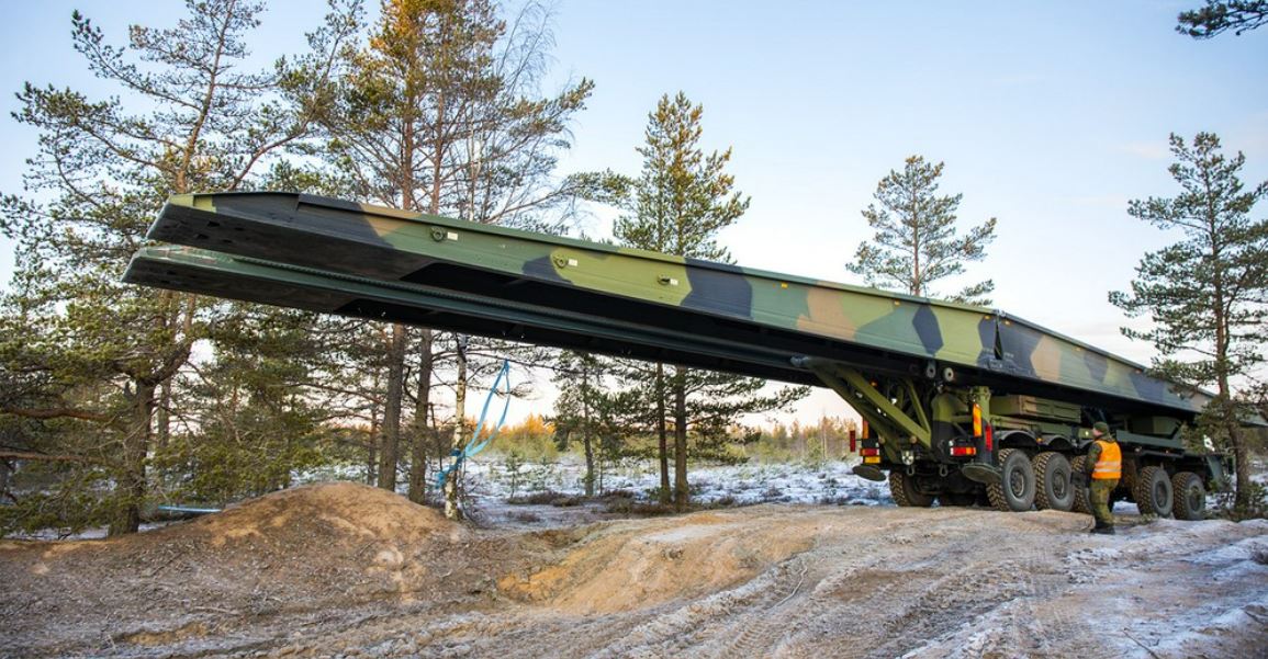 Lisää siltapanssareita - Suomen Sotilas